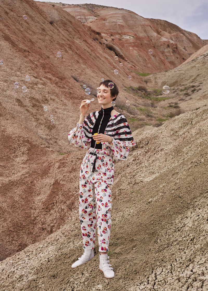 Rose rocks (Glamour Russia)