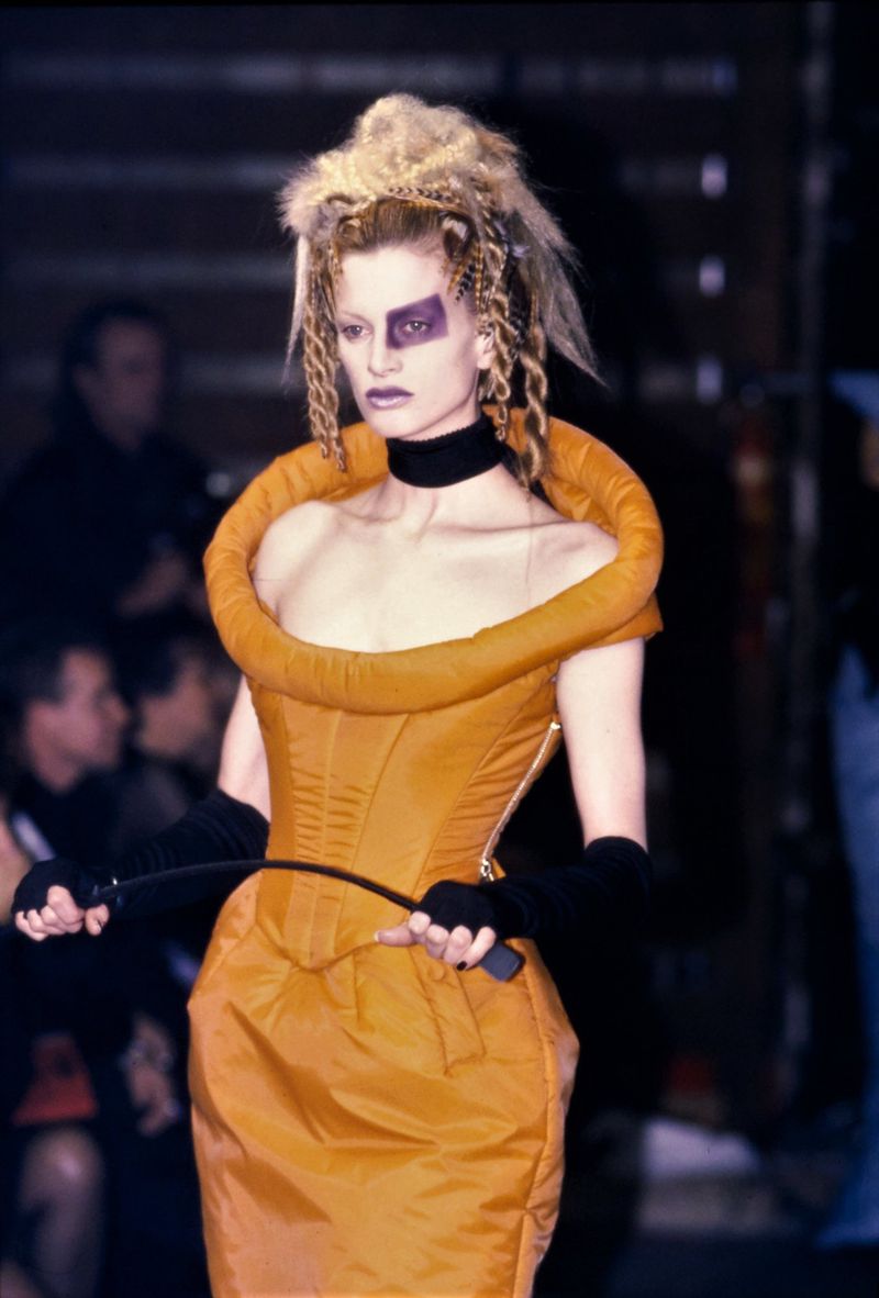 Jean Paul Gaultier F/W 1995 Show (Jean Paul Gaultier)