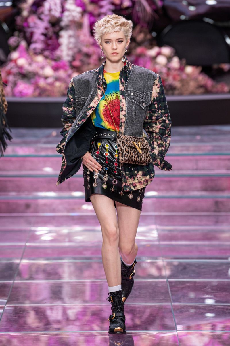 Versace S/S 20 Men's Show (Versace)