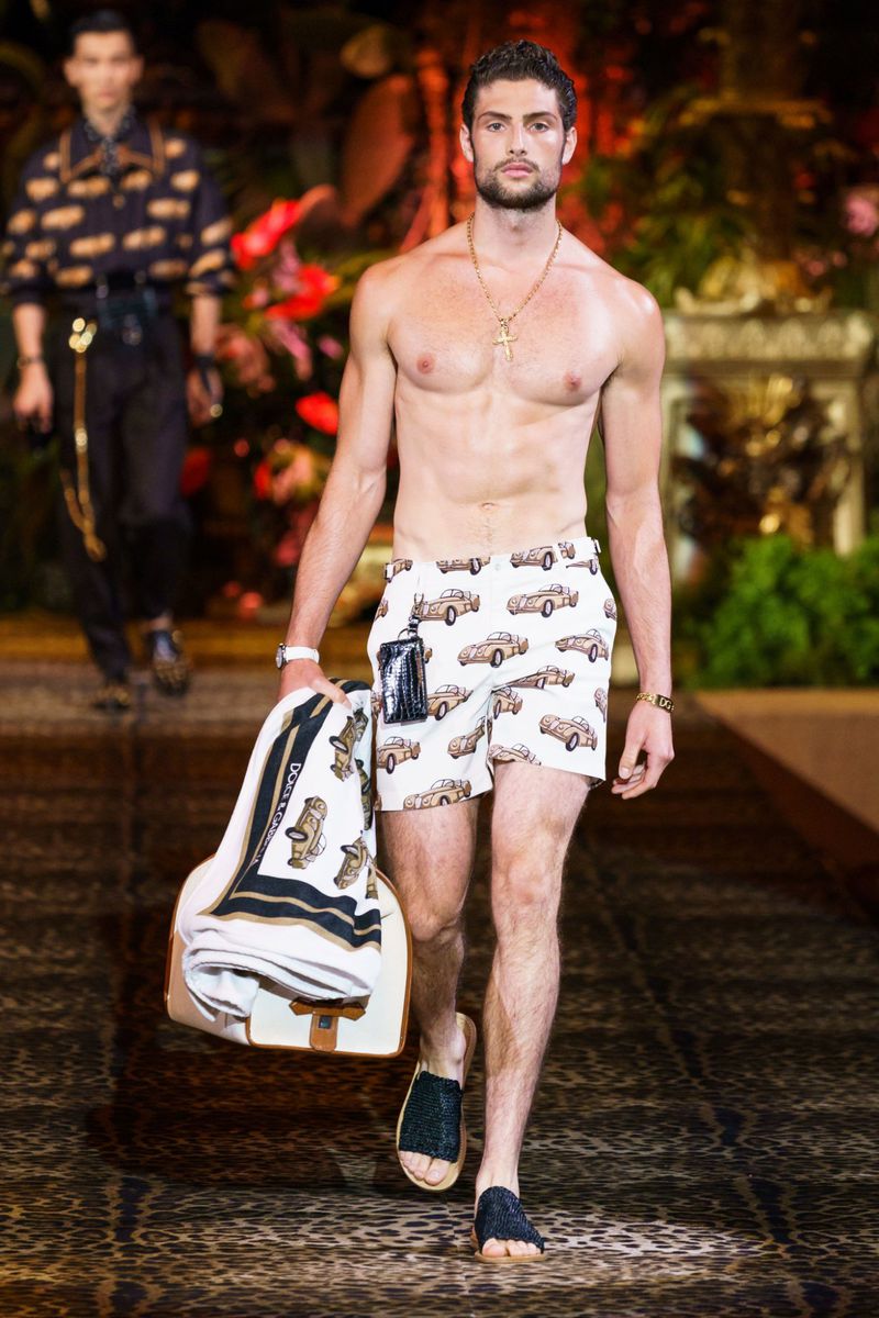 Dolce & Gabbana S/S 20 Men's Show (Dolce & Gabbana)