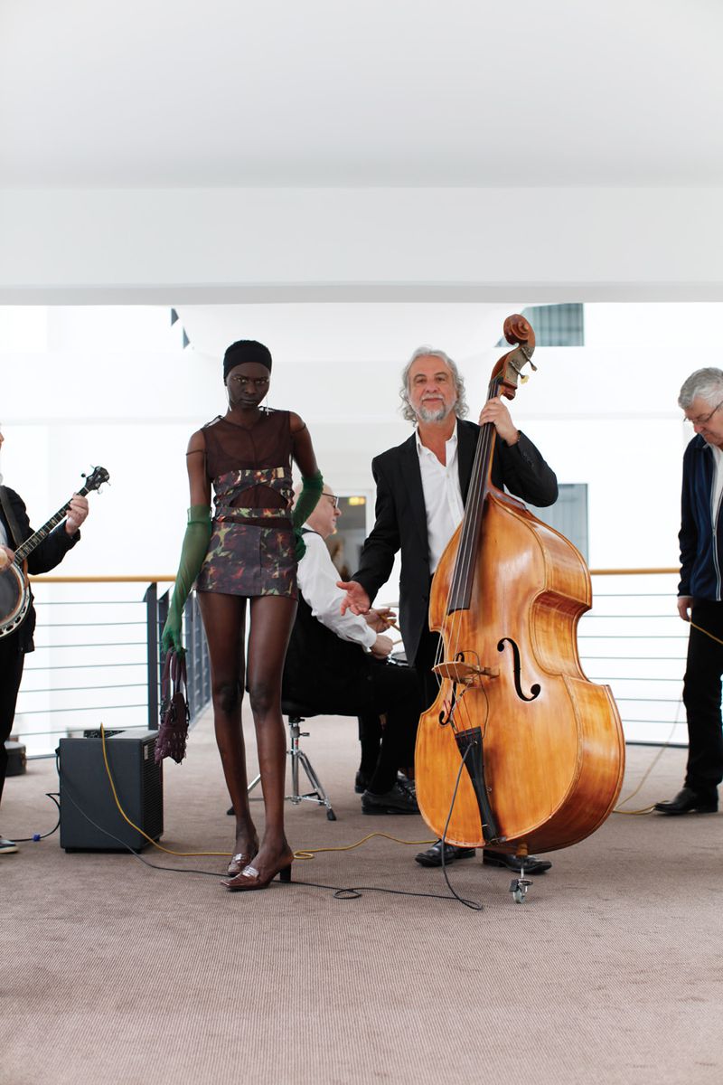 JONATHAN BARON’S DEPICTION OF A SERIES OF FORTUNATE EVENTS (Indie Magazine)