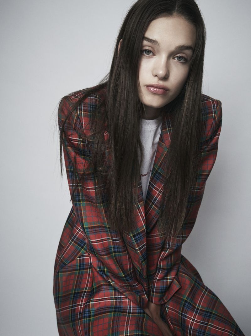 Valeria (Wonderland Magazine)