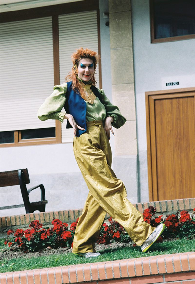 Dani Miller. La sonrisa imperfecta del rock'n'roll. (T Magazine Spain)