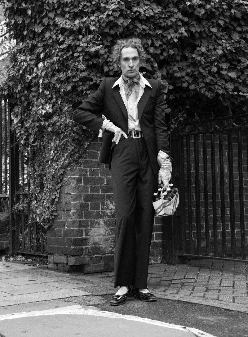 A Crisp Affair for Carcy Magazine (Carcy Magazine)