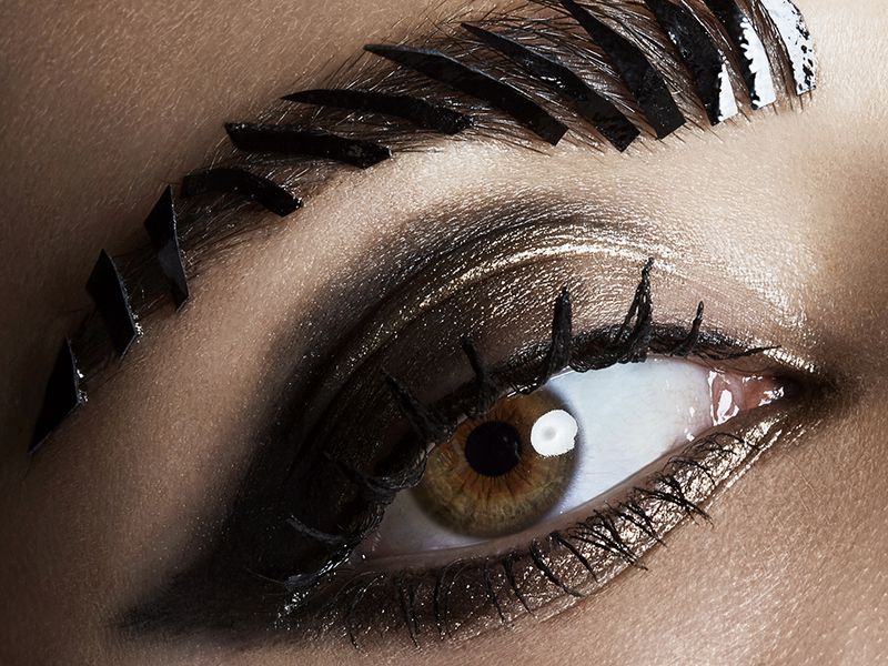 Two Beautiful Eyes (Elle Bulgaria)