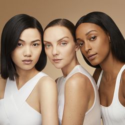 Kelly Gervais - Model Profile - Photos & latest news