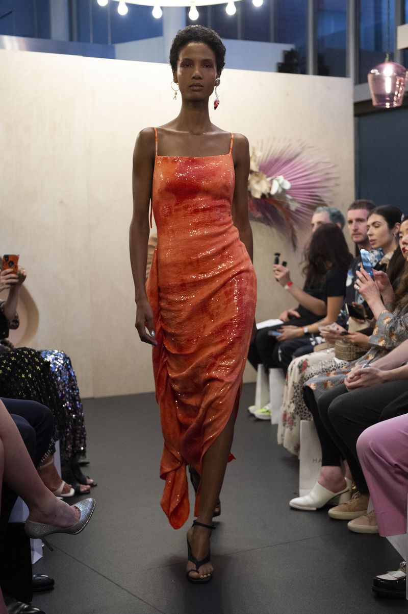 Paula Knorr S/S 20 Show (Various Shows)