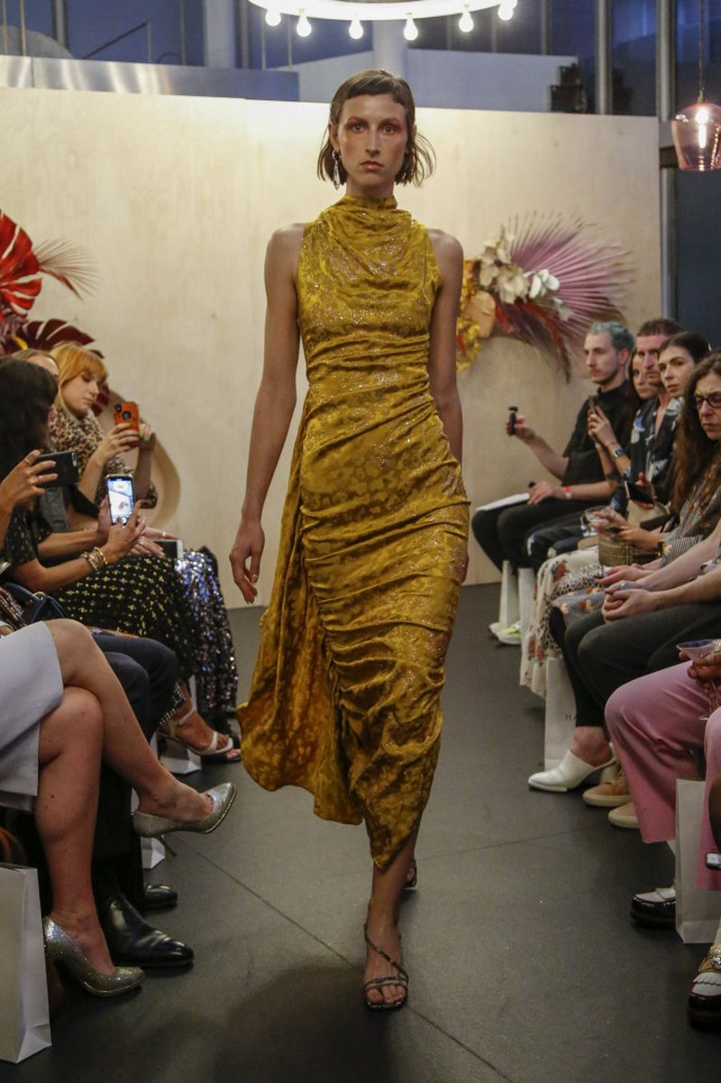 Paula Knorr S/S 20 Show (Various Shows)