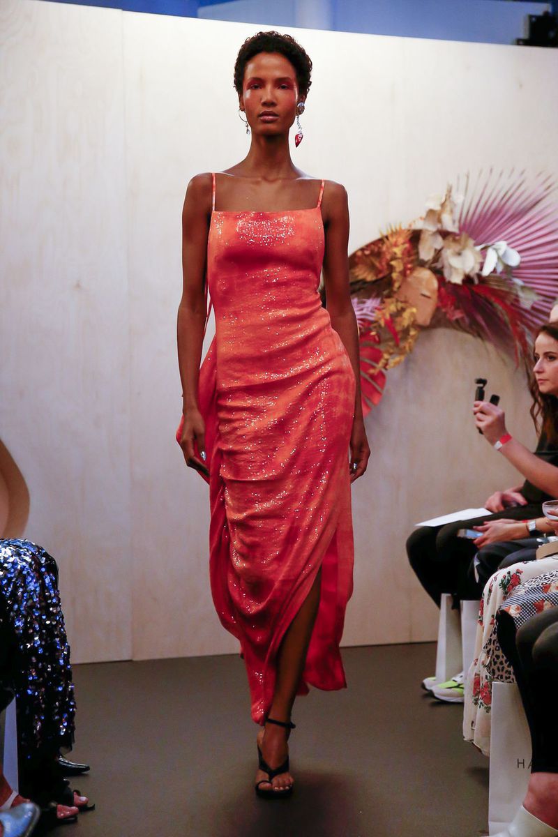 Paula Knorr S/S 20 Show (Various Shows)