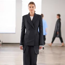 Phillipa Hemphrey - Model Profile - Photos & latest news