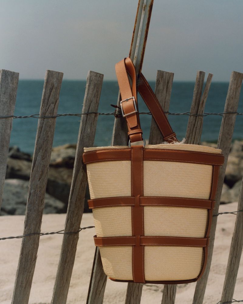 Simple, Timeless Ways to Dress for the Beach by Caitie Kelly and Angela ...