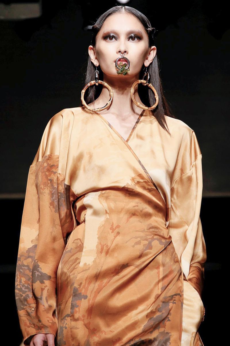 Act Nº1 S/S 20 Show (Act N°1)