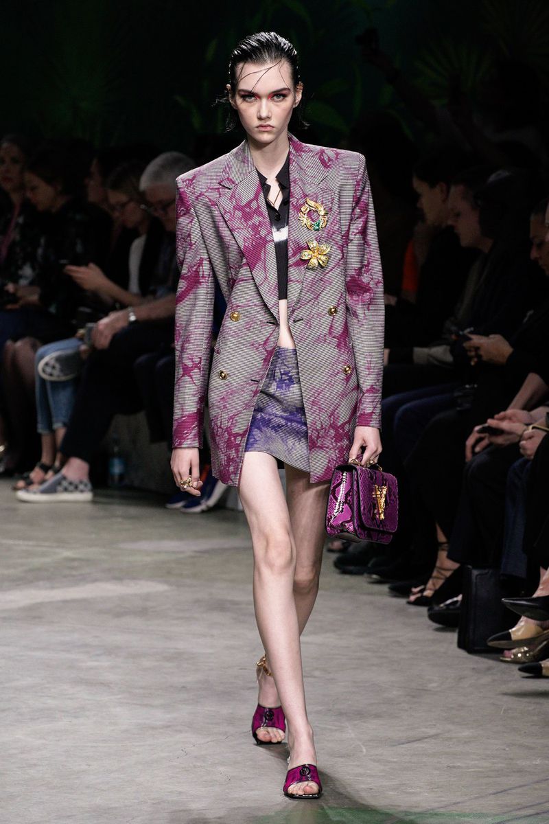 Versace S/S 20 Show (Versace)