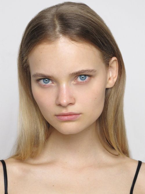 Valou Weemering - Model Profile - Photos & latest news