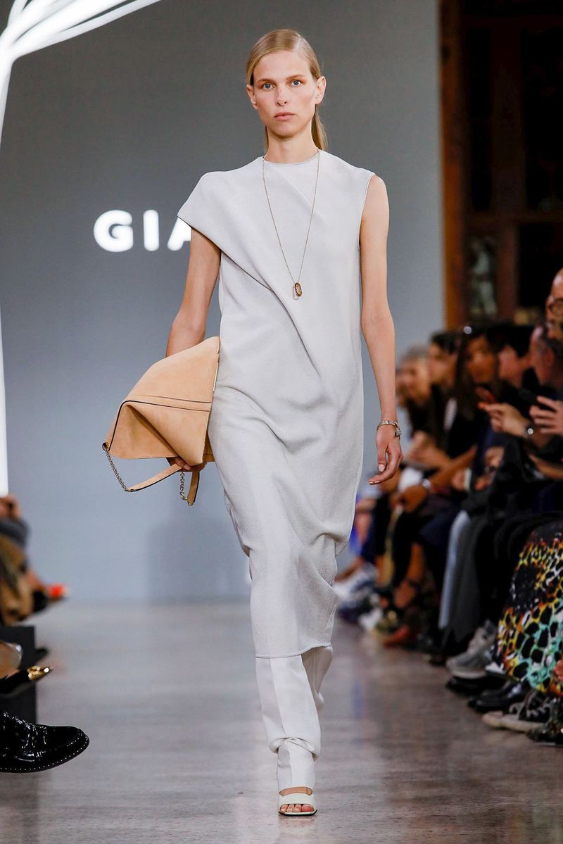 Giada S/S 20 Show (Giada)