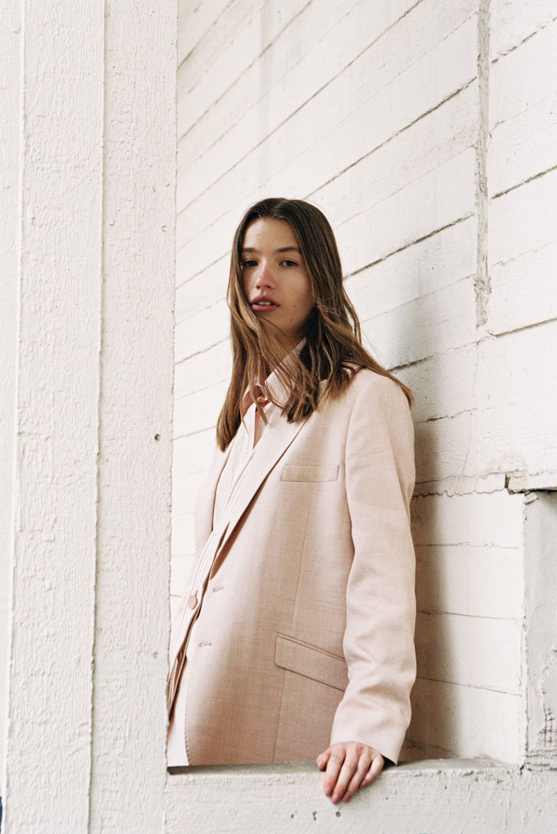 Photography Yuvali Theis (Lula Magazine)