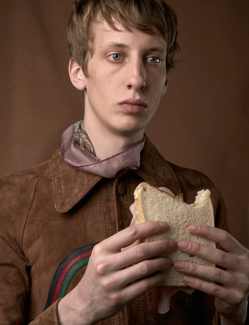 BEIGE EST BEIGE (MASSES Magazine)