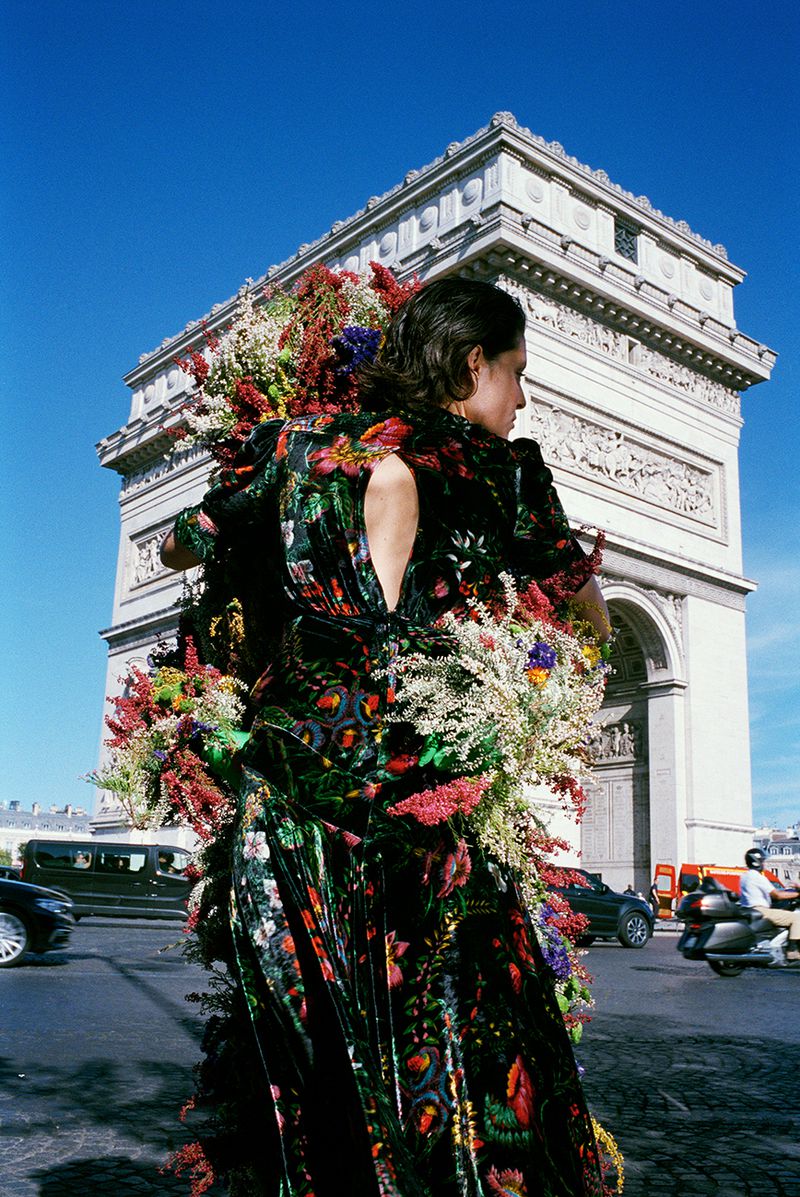 I wood never leaf you alone (Vogue Ukraine)