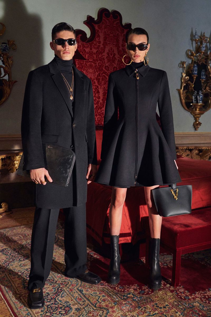 Versace Pre-Fall 2020 Lookbook (Versace)