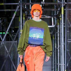 Kin Huang - Model Profile - Photos & latest news