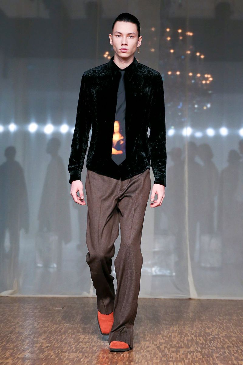 Off-White F/W 20 Men's Show (Off-White)