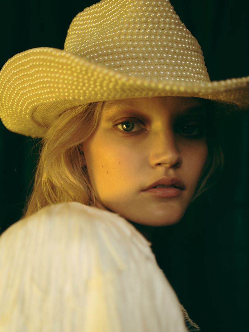 Nicotine Digital - Buckaroo (Nicotine Magazine)