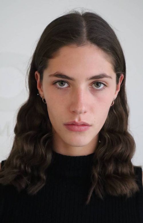 Zelda Heloise Smyth - Model - detail by people