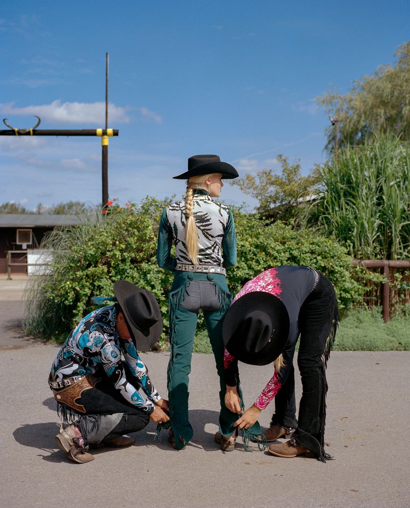 Cowboy Country (Modern Weekly China)