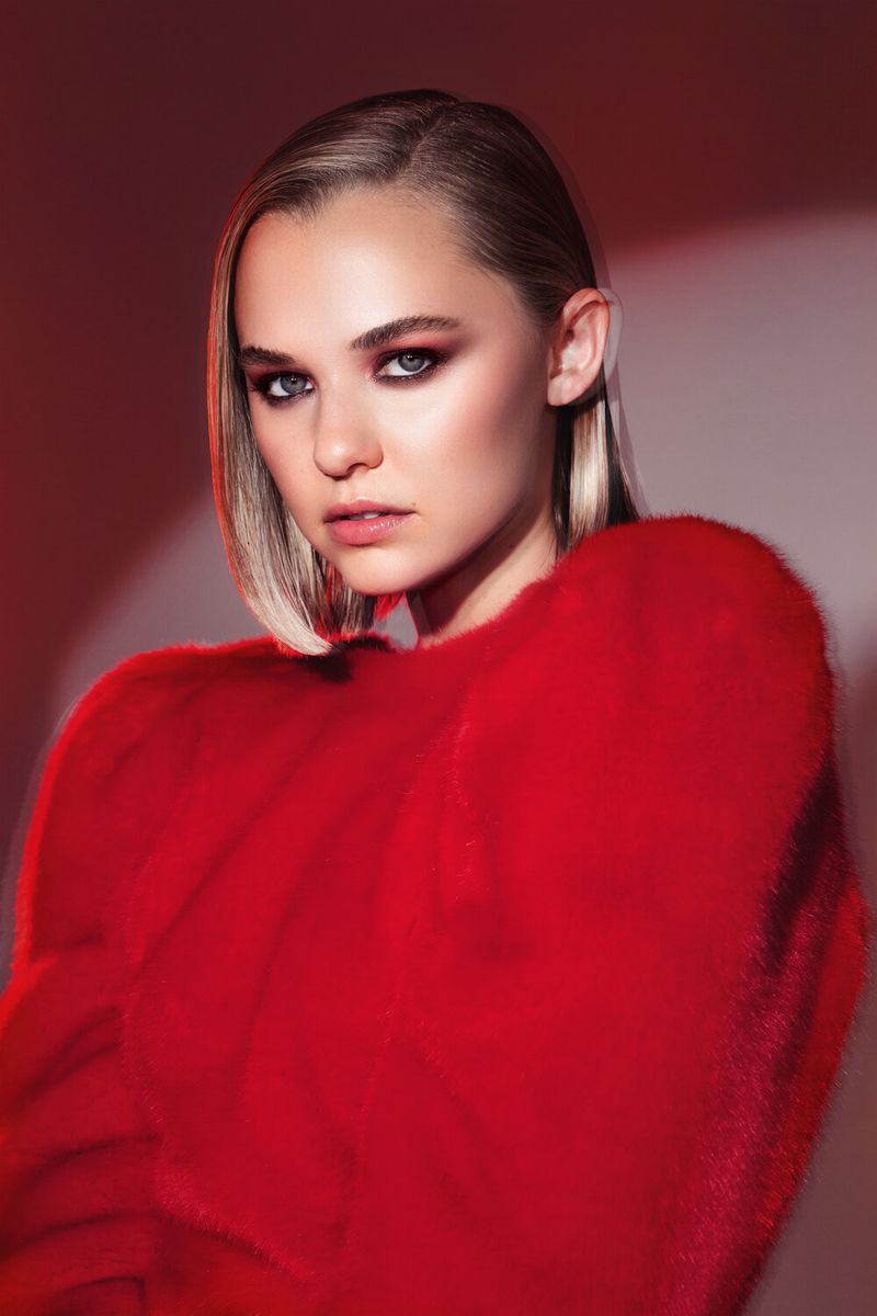 Madison Iseman (1883 Magazine)