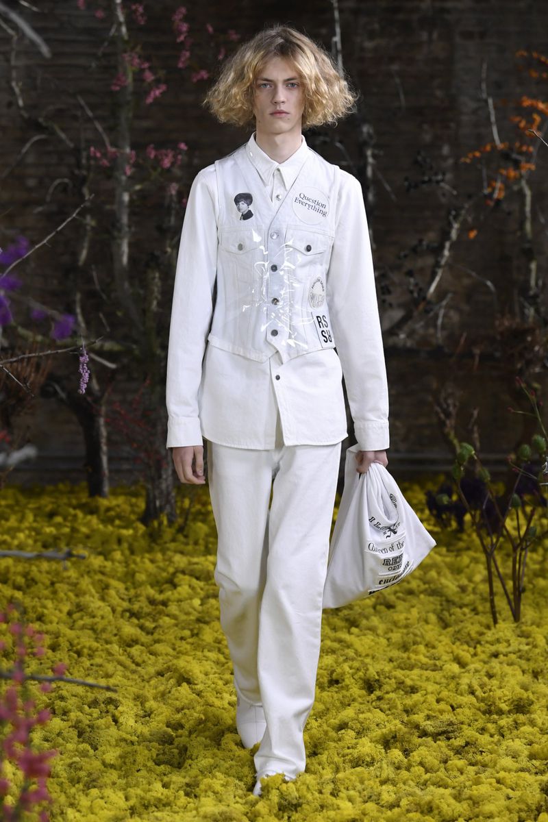 Raf Simons S/S 21 Show Antwerp (Raf Simons)