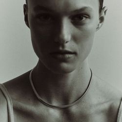 Laura Stoloff - Fashion Editor/Stylist Profile - Photos & latest news