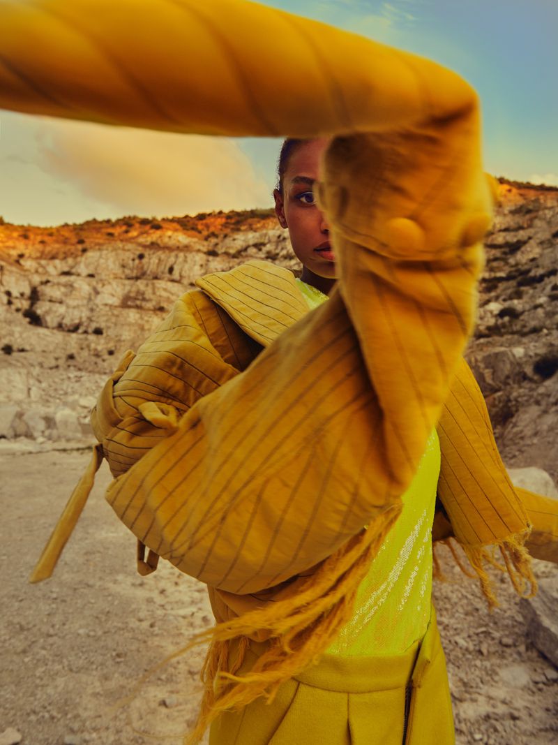Desert rose (SLIMI Magazine)