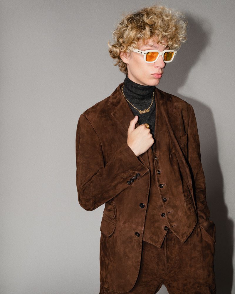 40+ Ways To Set The Suit Free (GQ Magazine U.S.)