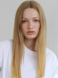Margot Howell - Model Profile - Photos & latest news
