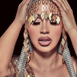 Cardi B - Entertainer Profile - Photos & latest news