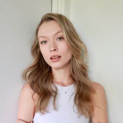 Viki Foti - Model Profile - Photos & latest news