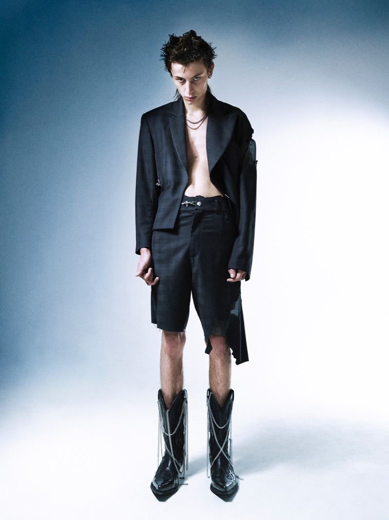 Born on Wednesday GMT 00:05:00 (Various Lookbooks/Catalogs)