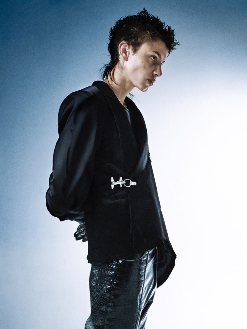 Born on Wednesday GMT 00:05:00 (Various Lookbooks/Catalogs)