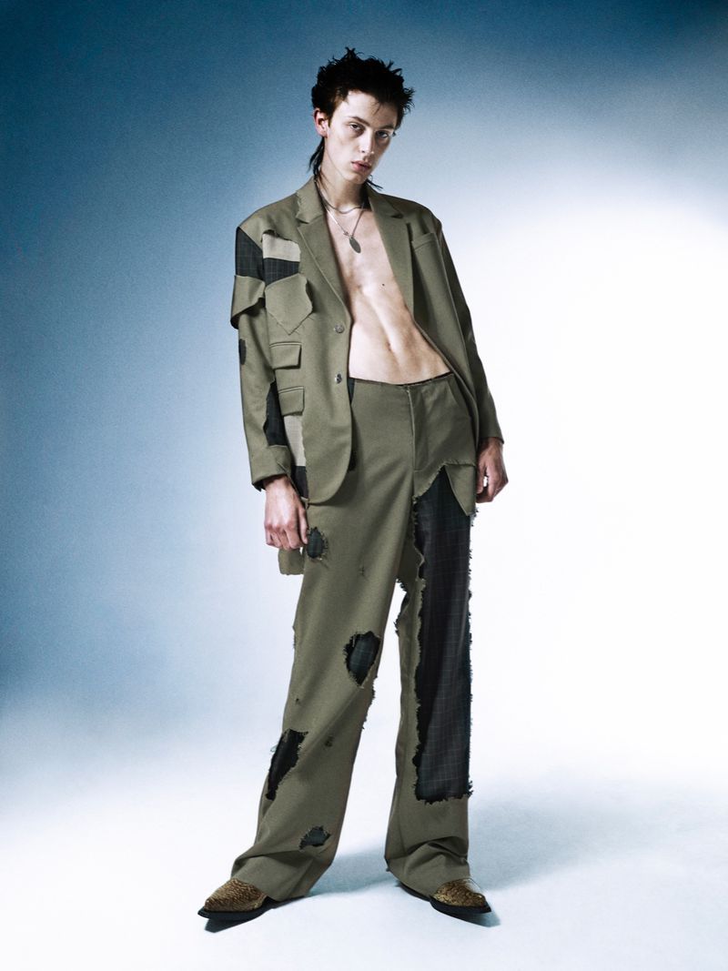 Born on Wednesday GMT 00:05:00 (Various Lookbooks/Catalogs)