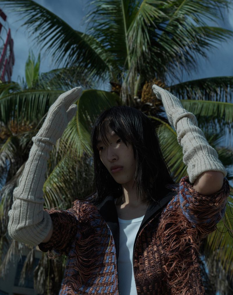 Photographed by Xiaoming Liu (Men's Uno China)