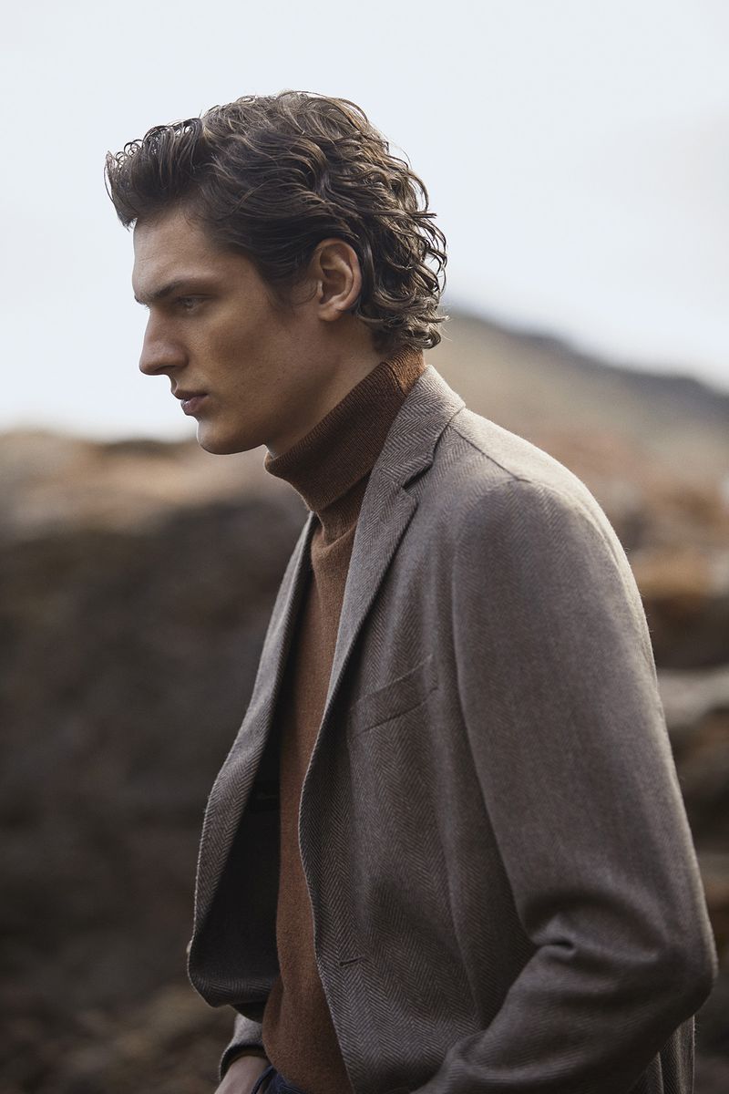 Massimo Dutti with Valentin Caron (Massimo Dutti)