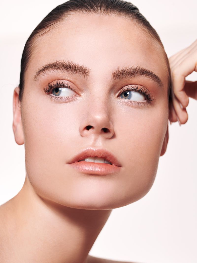 Skin biohacking (Vogue Ukraine)