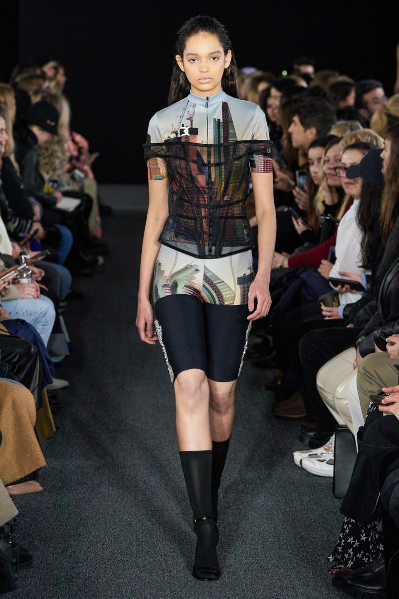 David Koma F/W 20 Show (David Koma)