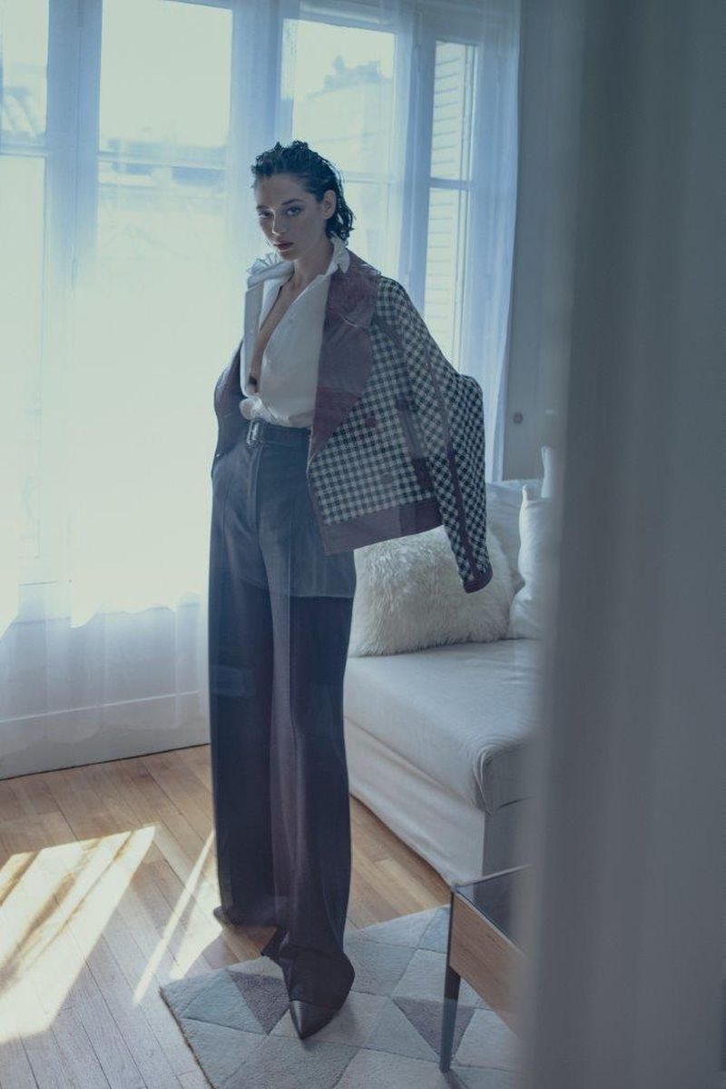 Adda Zmora by Laurie Lou (L'Officiel Indonesia )