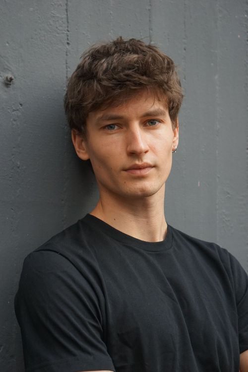 Frederik Ruegger - Model - detail by client