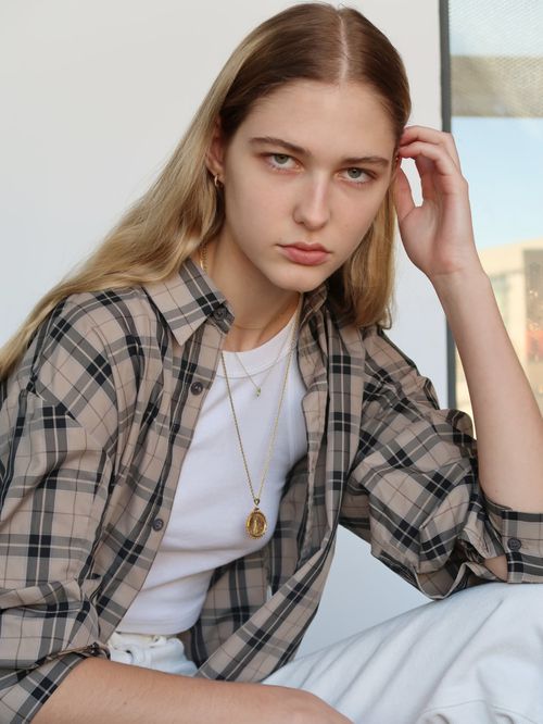 Mia Brown - Model - detail by client