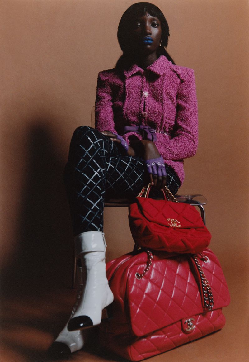 Chanel (10 Magazine)
