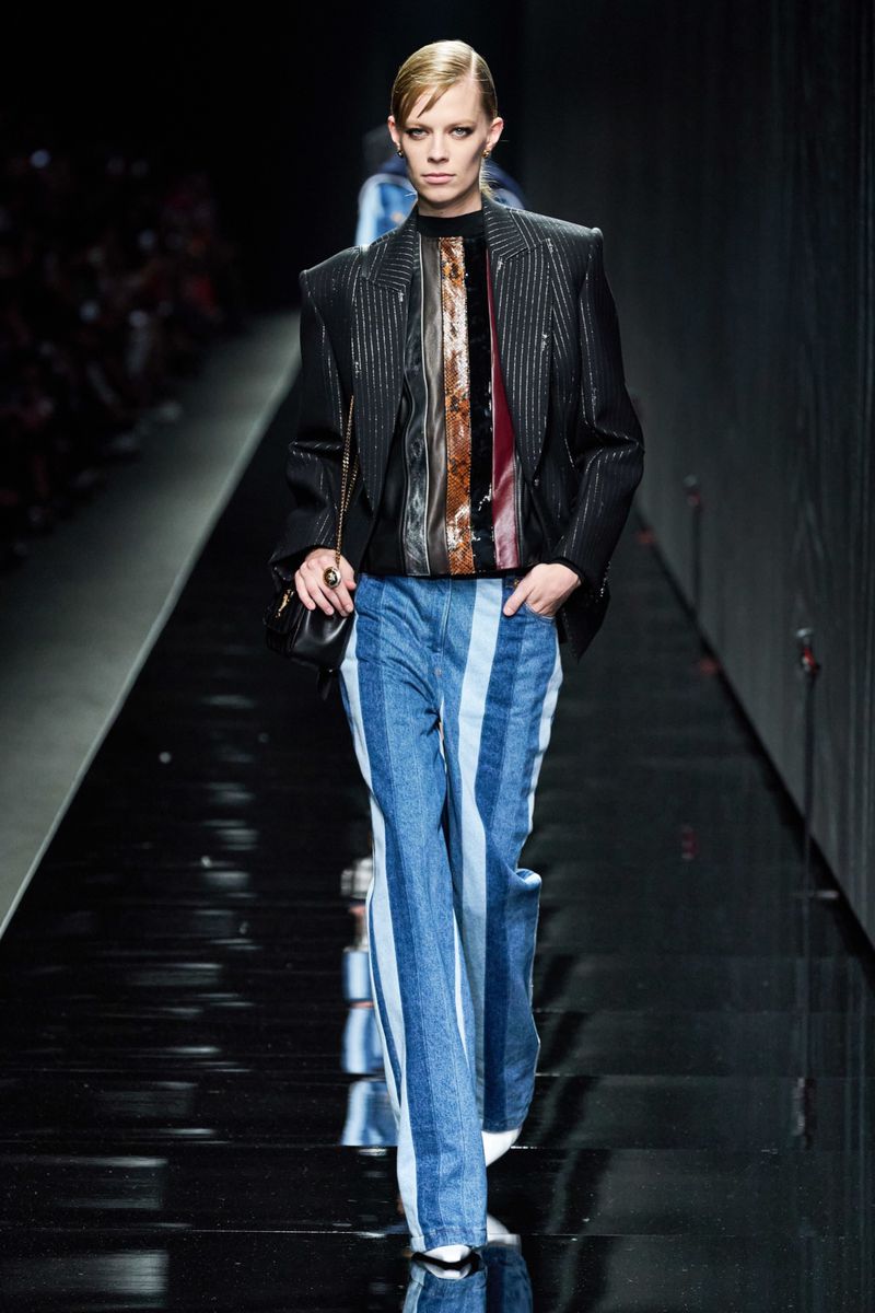 Versace F/W 20 Show (Versace)