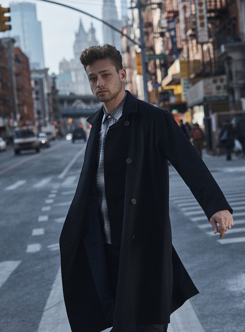 On Refaeli (Portrait)