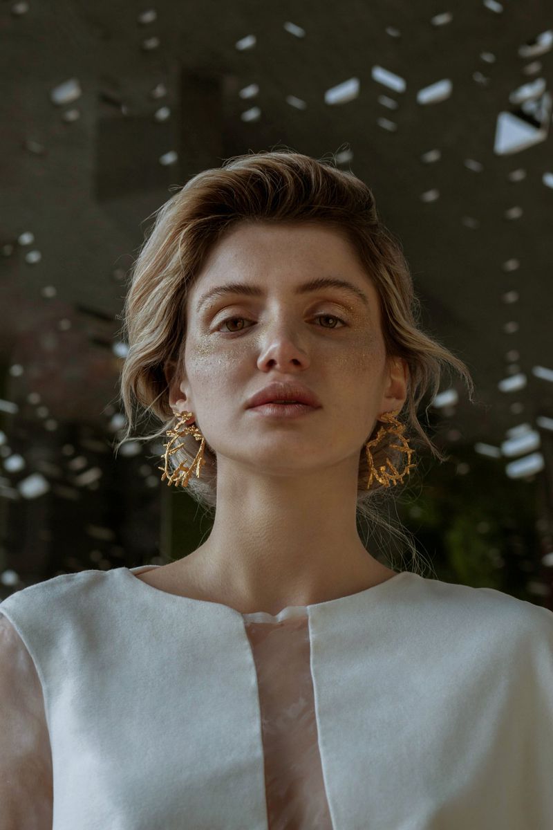 The Queen is Mad for Opalus Magazine by Malorie Shmyr (Various Editorials)